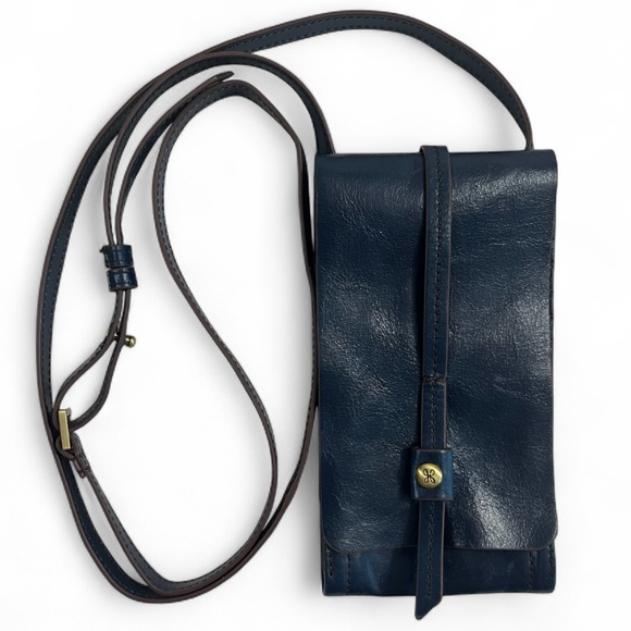 HOBO | Bags | Hobo Token Crossbody Phonewallet Bag Leather Dark Blue ...